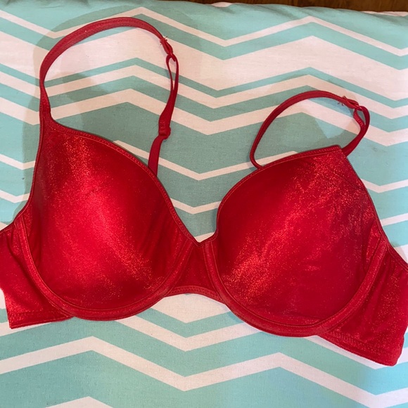 Vanity Fair | Intimates & Sleepwear | Vanity Fair Red Shiny Bra 38b ...